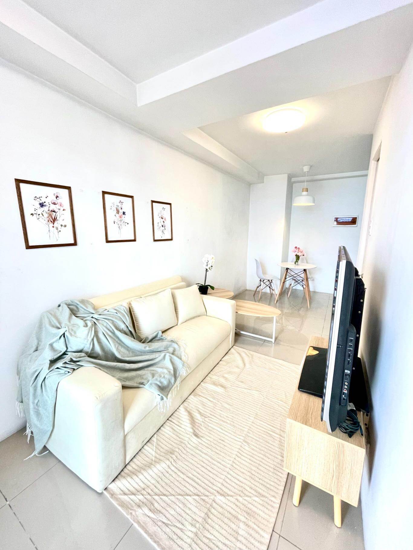 Melbourne Residences, Sen. Gil Puyat Ave., Makati U615 - Trans-Phil ...